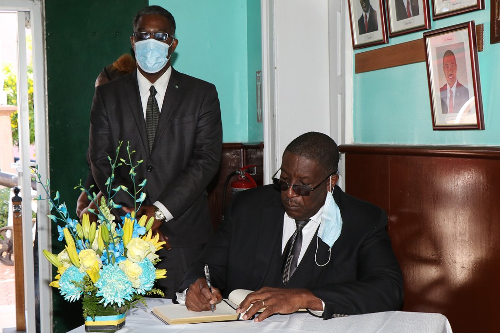 House Speaker Hon. Halson Moultrie Signs the Book of Condolence for ...