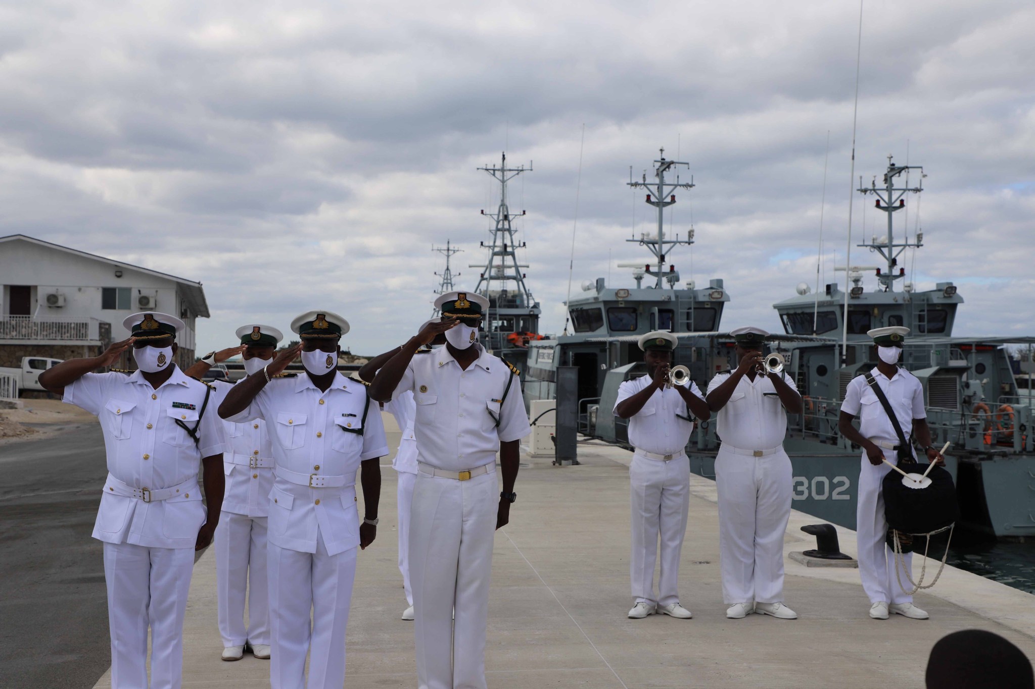 RBDF pays Final Respect to Late Comrade - ZNS BAHAMAS