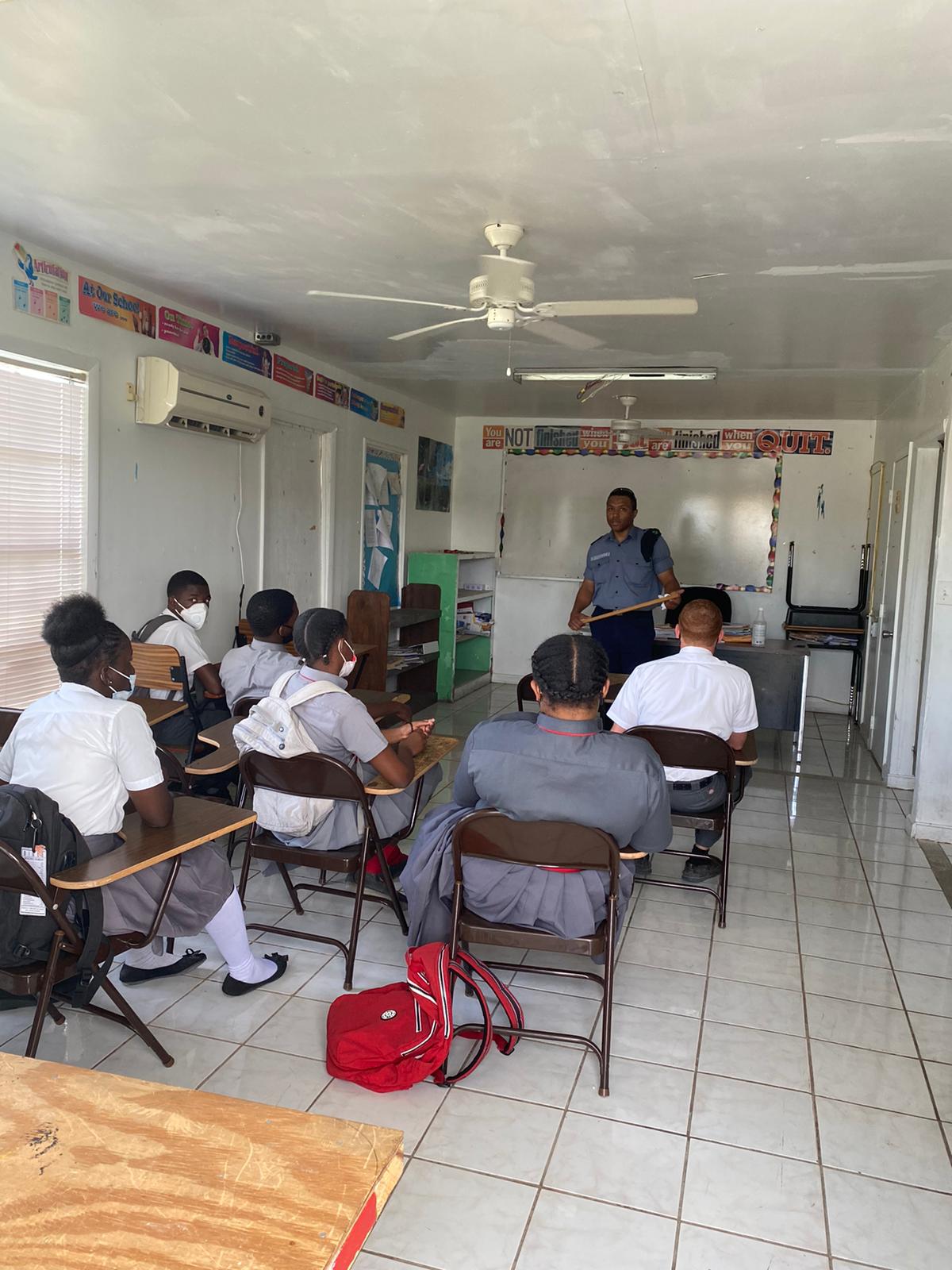 RBDF assists Students in Community Effort in Inagua - ZNS BAHAMAS