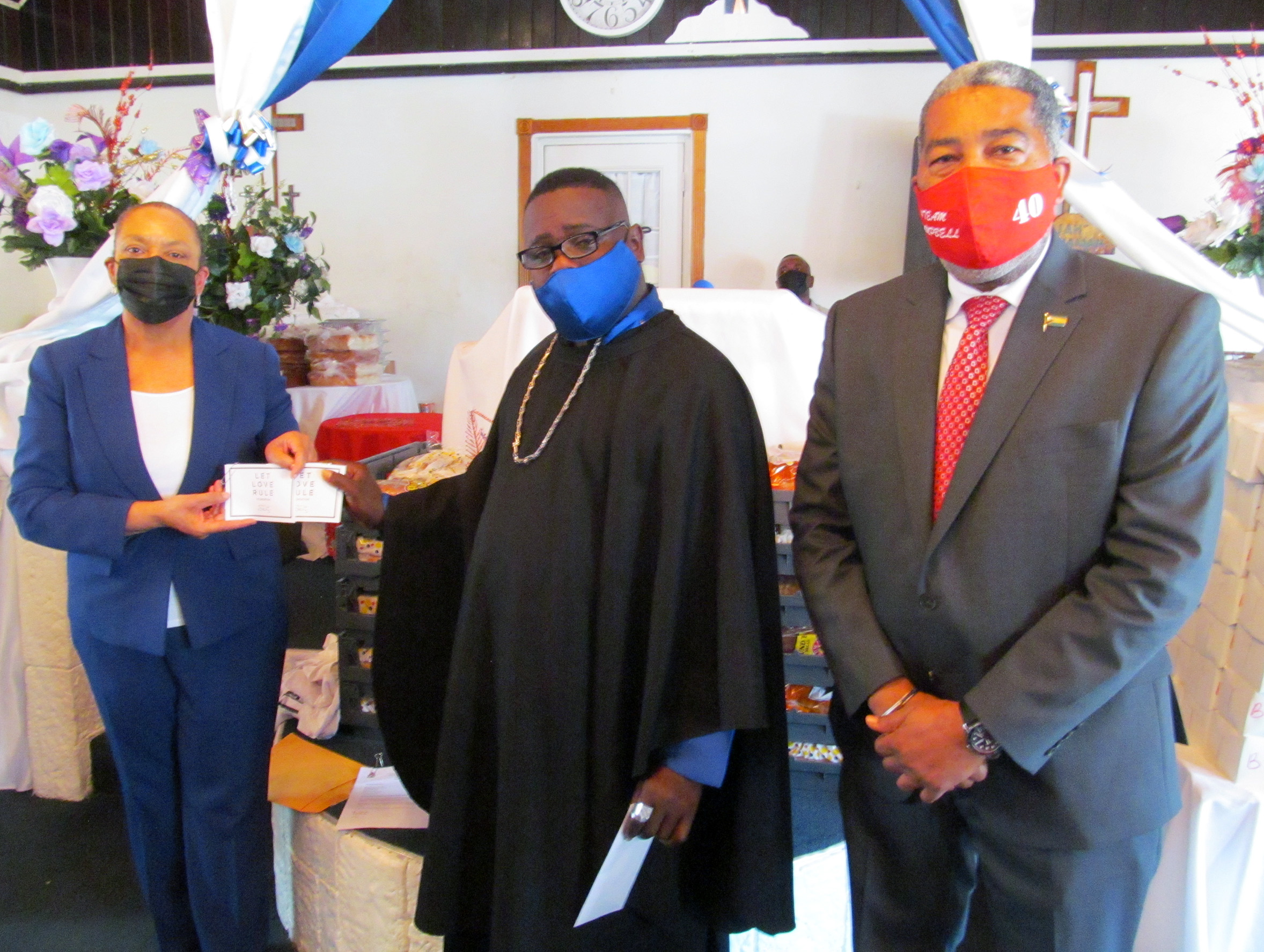 ‘Singing Bishop’ sings Minister’s praise for help in meeting NPO ...