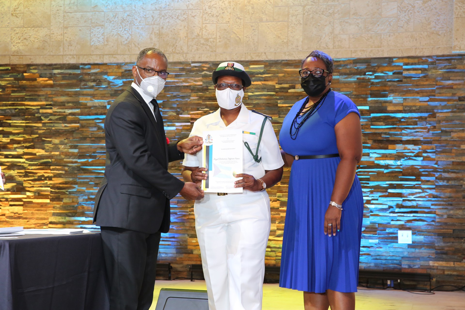 RBDF Personnel receive Certificates for Efforts during Hurricane - ZNS ...