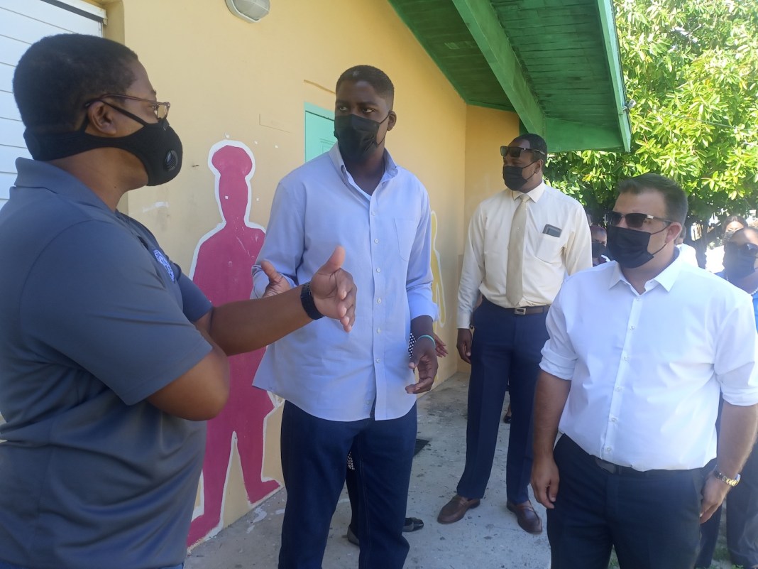 Zane Lightbourne tours educational facilities in Eleuthera - ZNS BAHAMAS