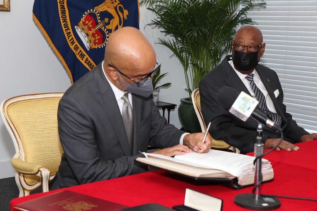 Bernard Turner Sworn In as Acting Chief Justice - ZNS BAHAMAS