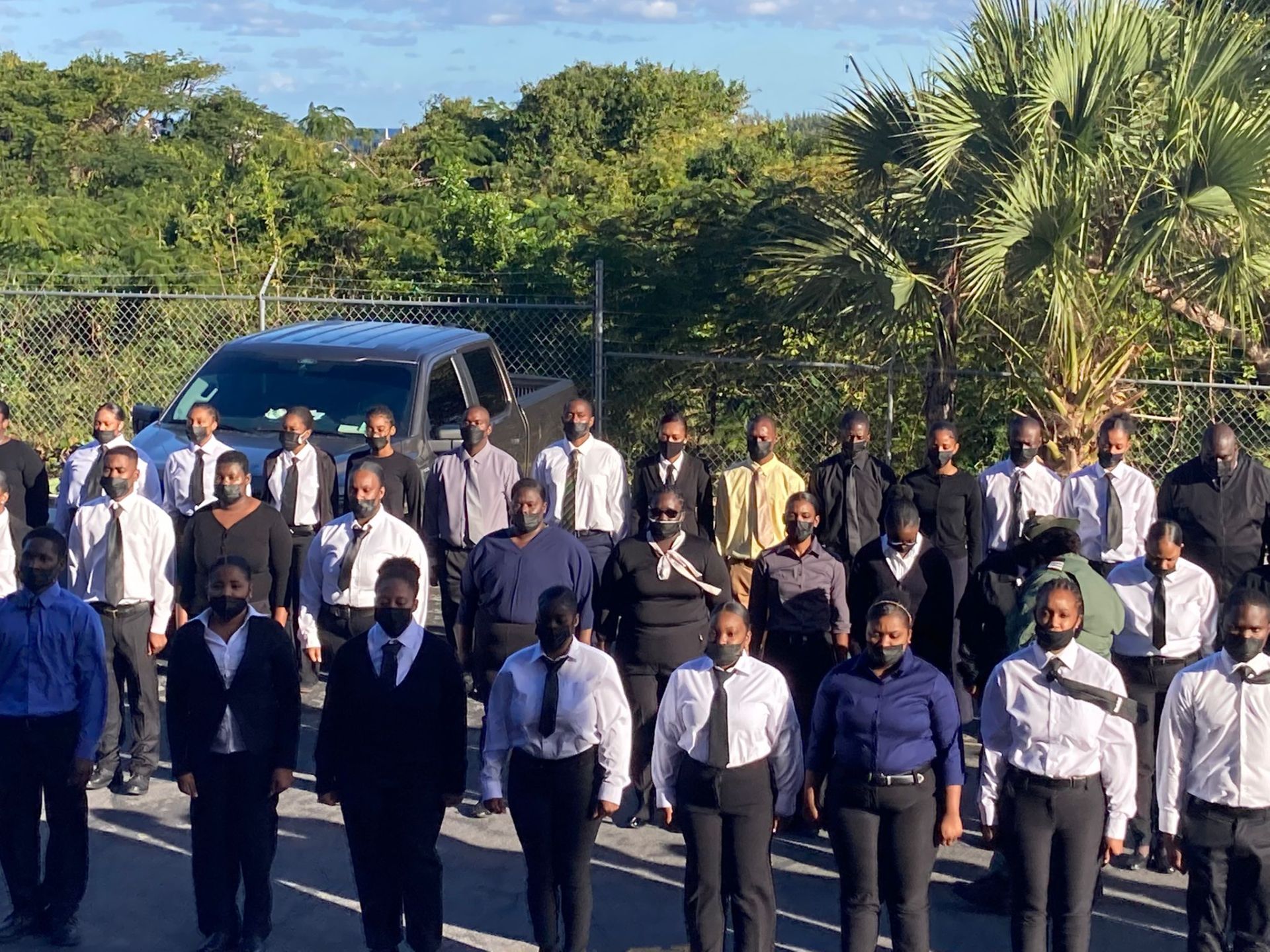 175 young Bahamians recruited by Immigration - ZNS BAHAMAS