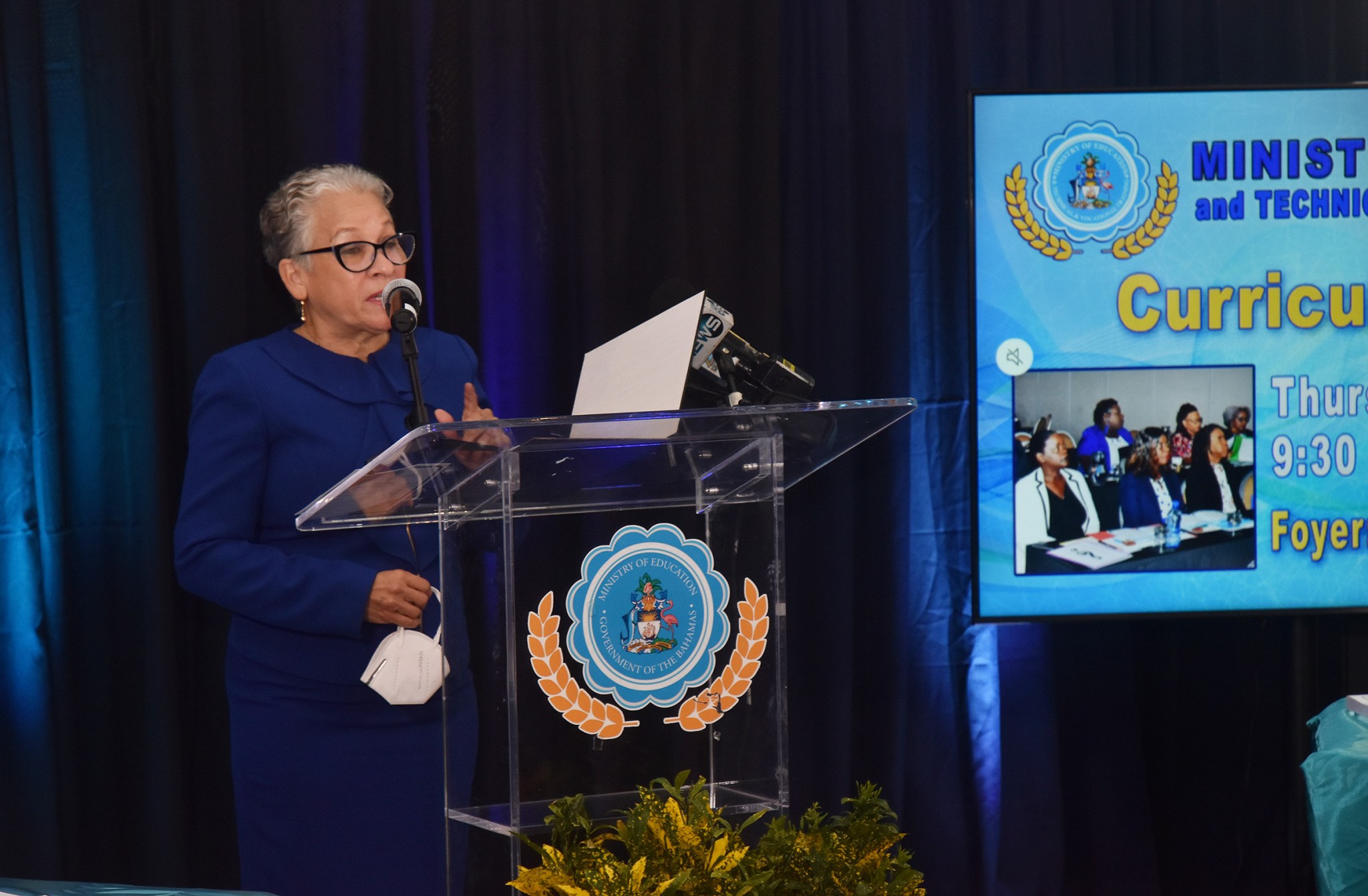 Ministry of Education launches second curriculum - ZNS BAHAMAS