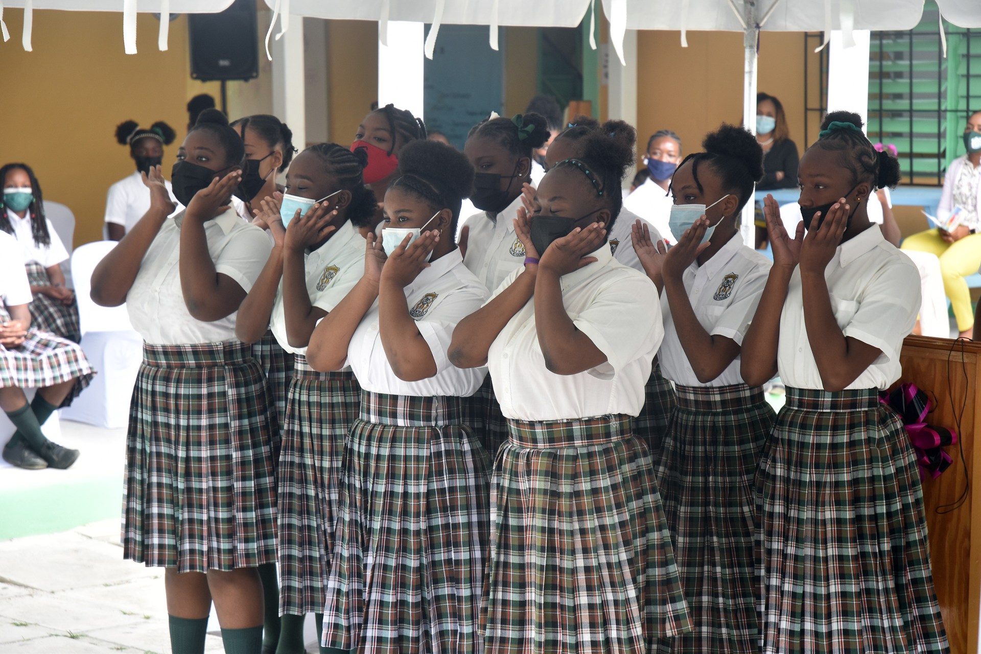 L. W. Young Junior High School recognizes ‘World Poetry Day’ - ZNS BAHAMAS