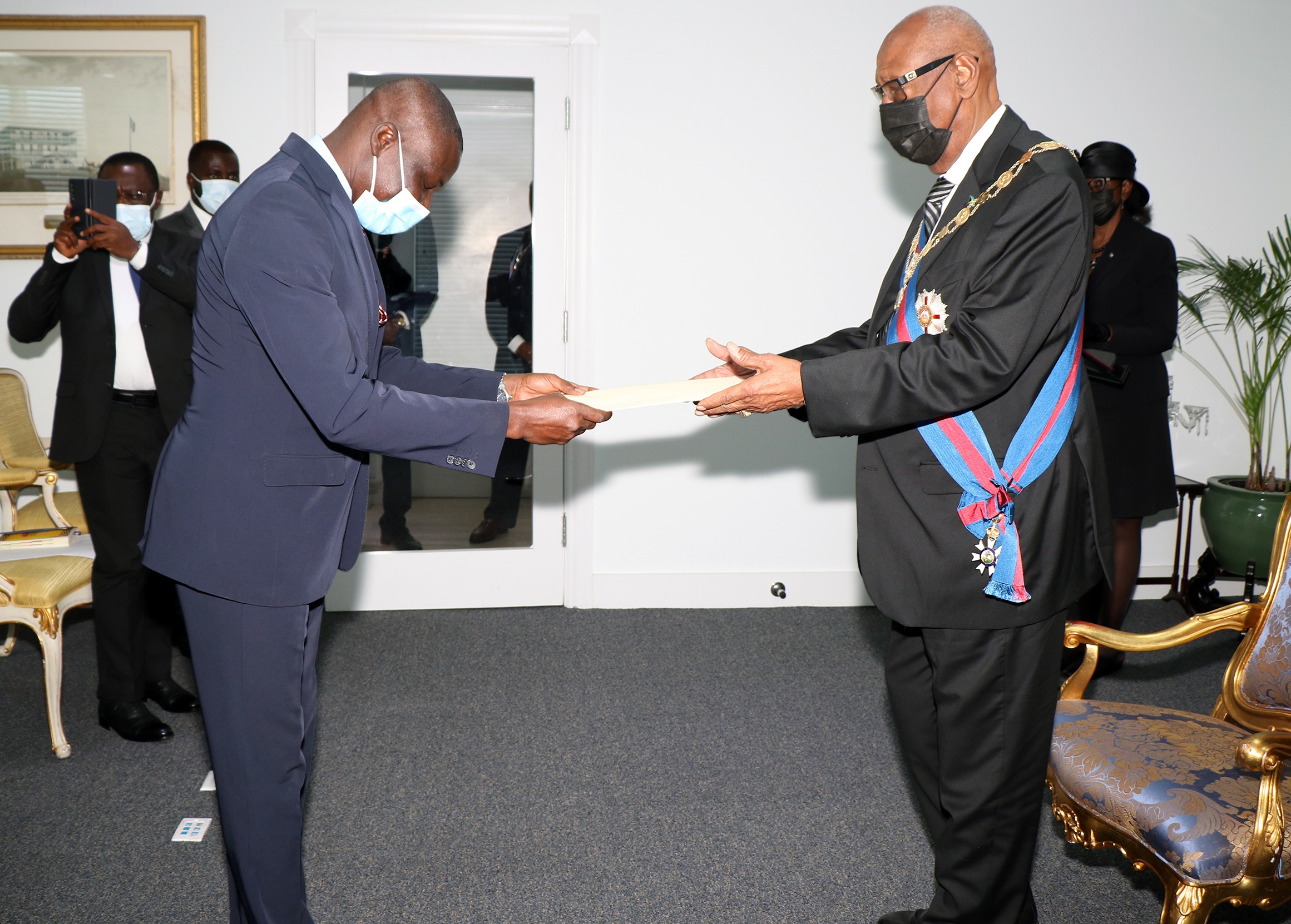 The High Commissioner-Designate of Ghana presented Letters of Credence ...