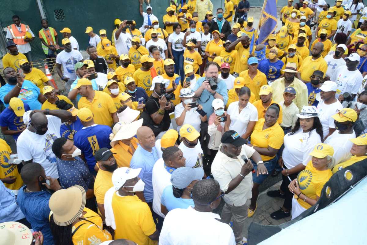 Prime Minister Davis addresses the crowd on the Labour Day Parade - ZNS ...