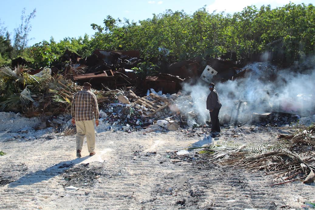 Min. of the Environment & Natural Resources calls on personal ...