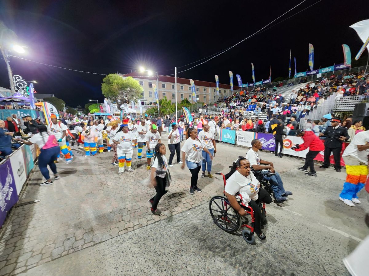 Colour and Panorama of the 2022 Boxing Day Junkanoo Parade - ZNS BAHAMAS