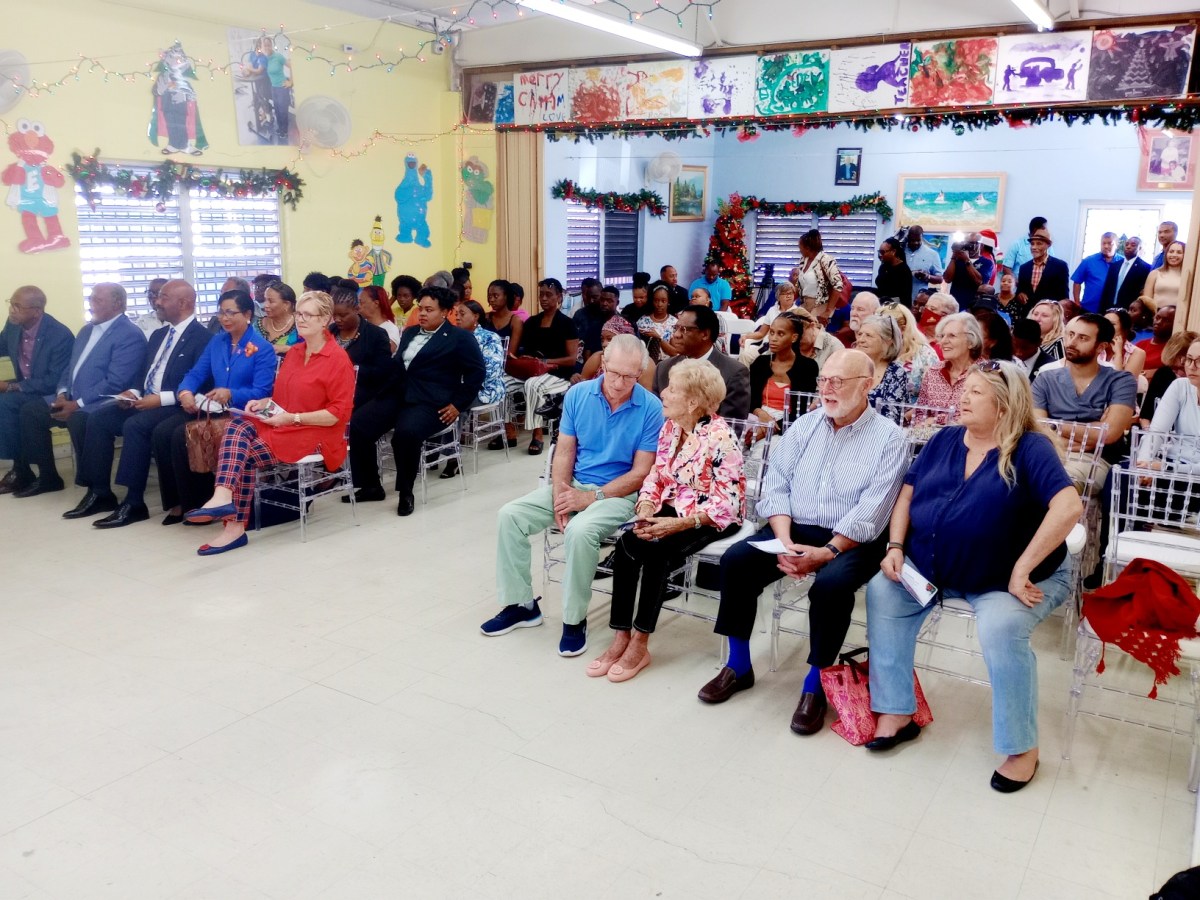 Rotary Club of East Nassau donated $10,000 to the Bahamas Association ...