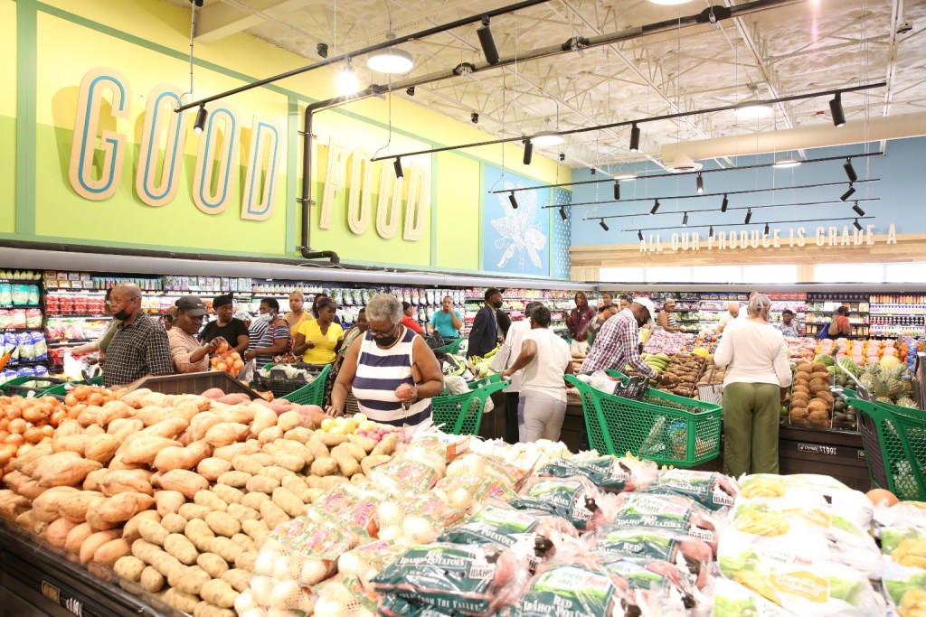 Solomon’s Downtown grand opening ‘a big deal’ for Grand Bahama - ZNS ...