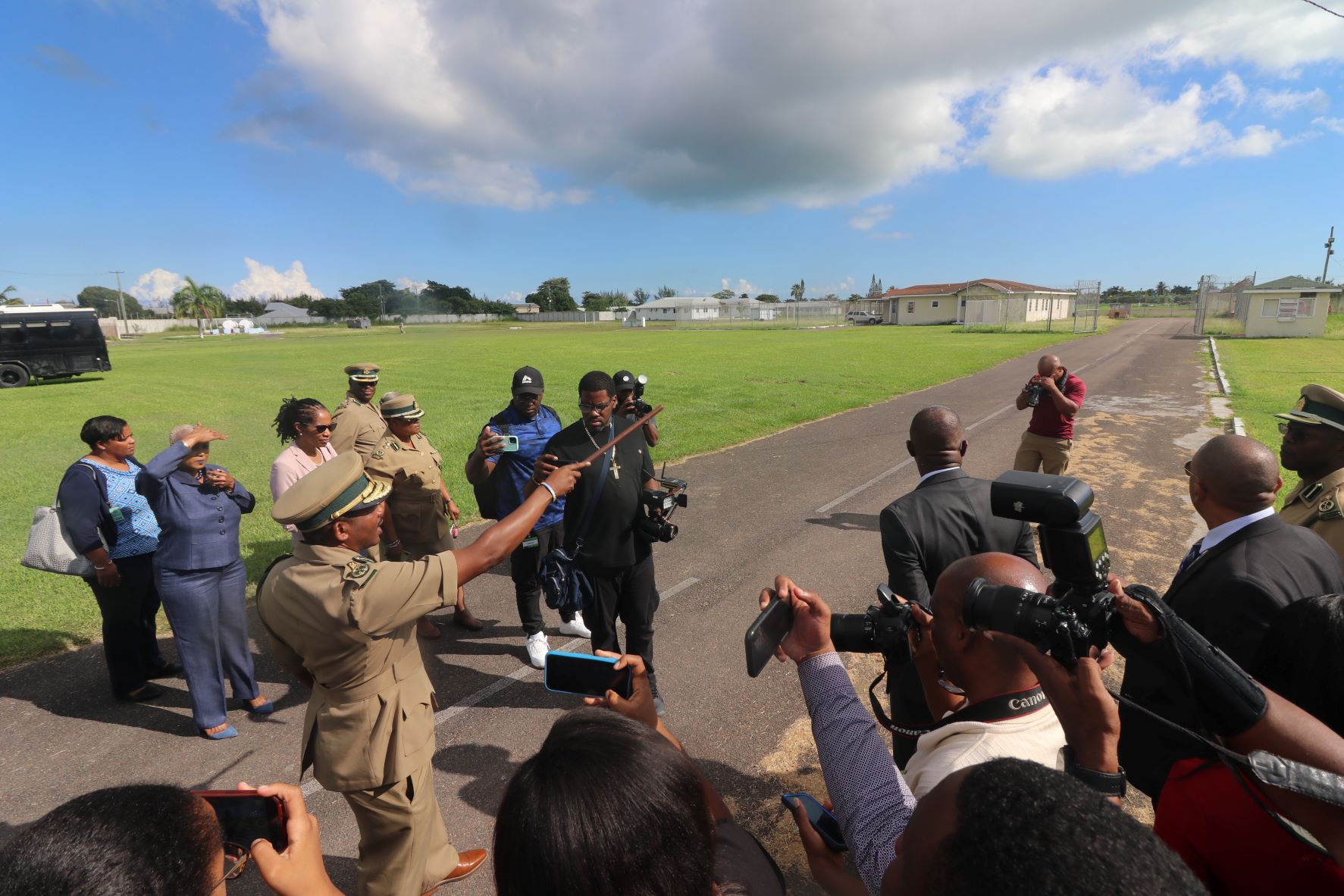 Min. Munroe views upgrades at Bahamas Department of Correctional ...