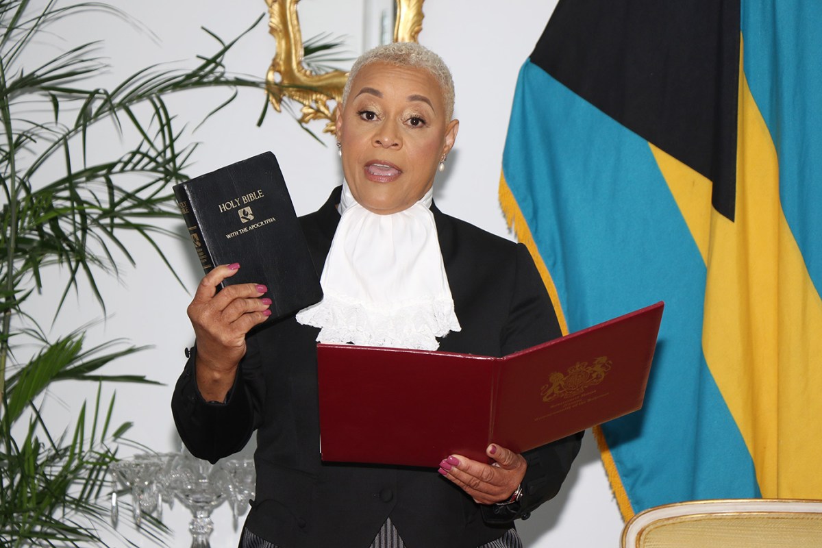 Hope Strachan sworn in as Justice of the Supreme Court - ZNS BAHAMAS
