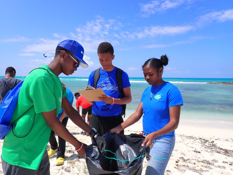 Students Expose Marine Pollution during BREEF’s Photojournalism ...