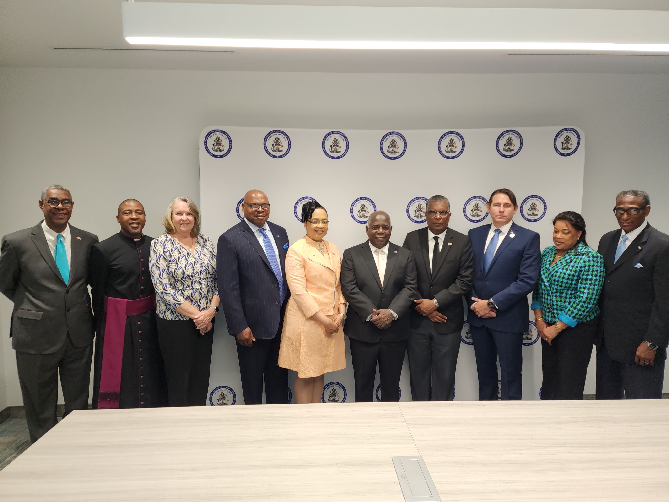 PM Davis tours New Consulate General in Toronto - ZNS BAHAMAS