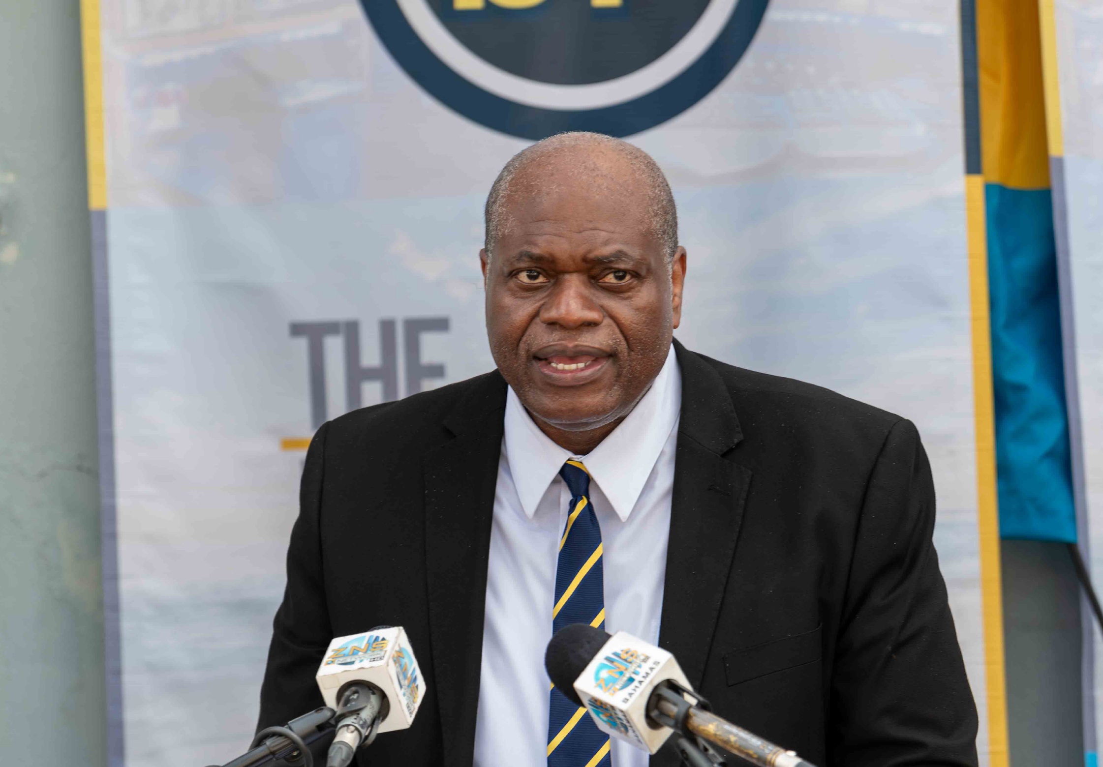 BIS and BCB Celebrate ‘National Flag Day’ - ZNS BAHAMAS