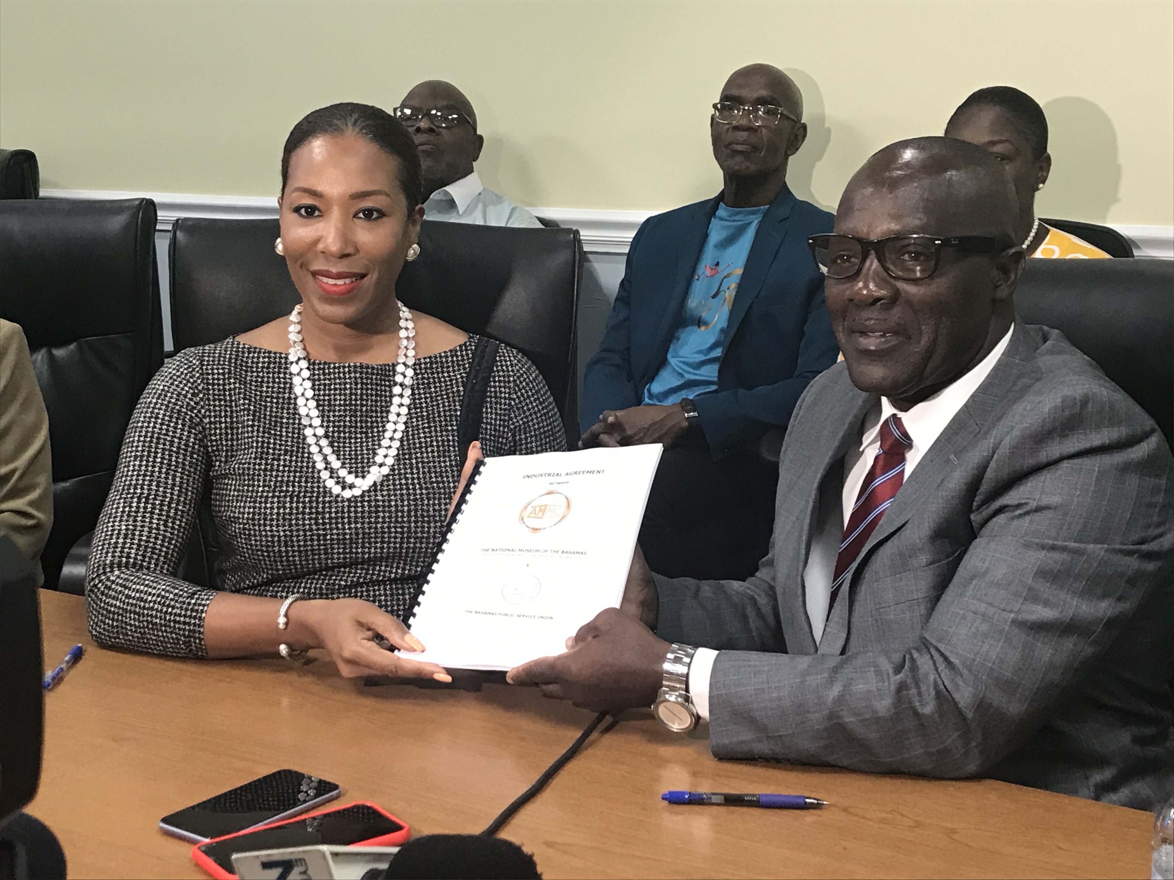 BPSU & AMMC Sign Industrial Agreement - ZNS BAHAMAS