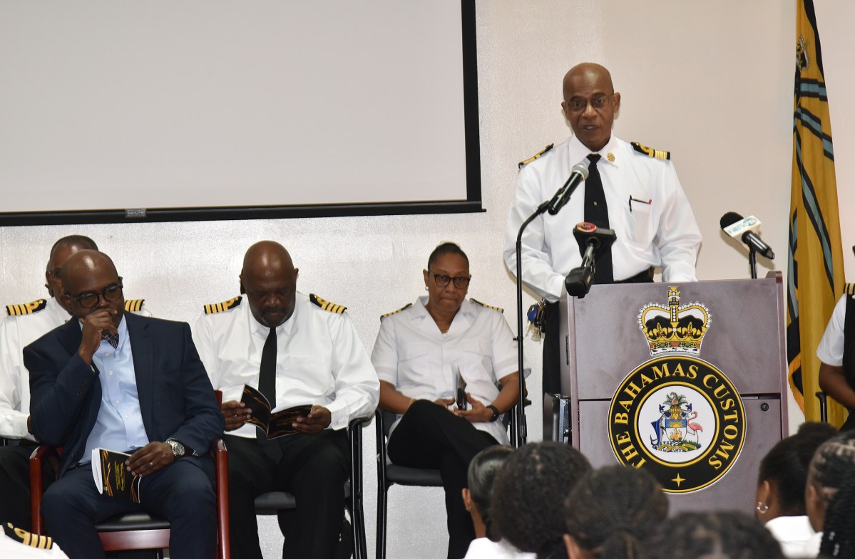 Bahamas Customs & Excise Department Welcomes New Trainees - ZNS BAHAMAS