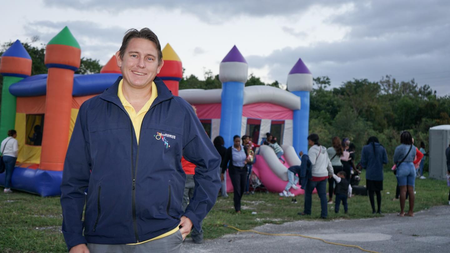 South Abaco MP Hosts Christmas In The Park - ZNS BAHAMAS