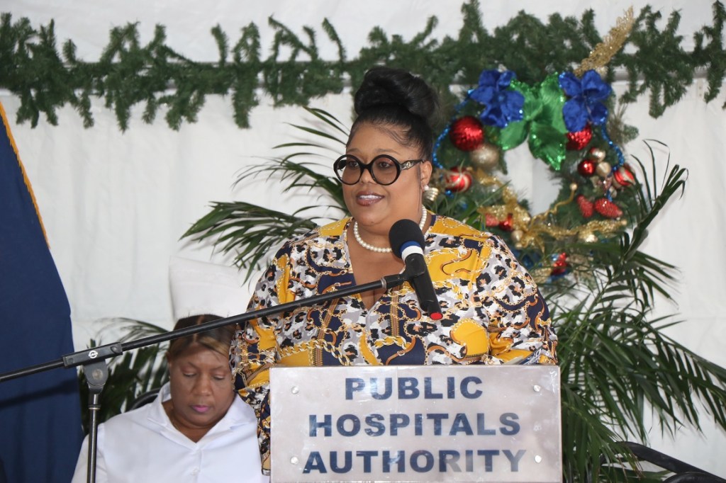 Governor-General during first official PMH visit cheers the spirit of ...