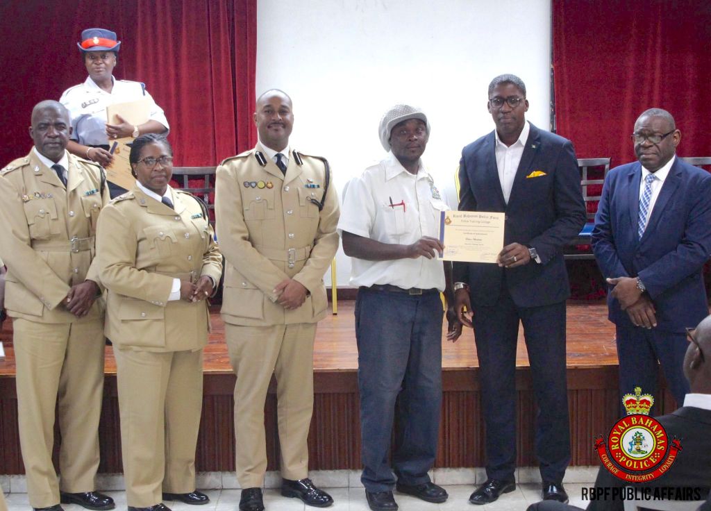 DEHS Officers Trained - ZNS BAHAMAS