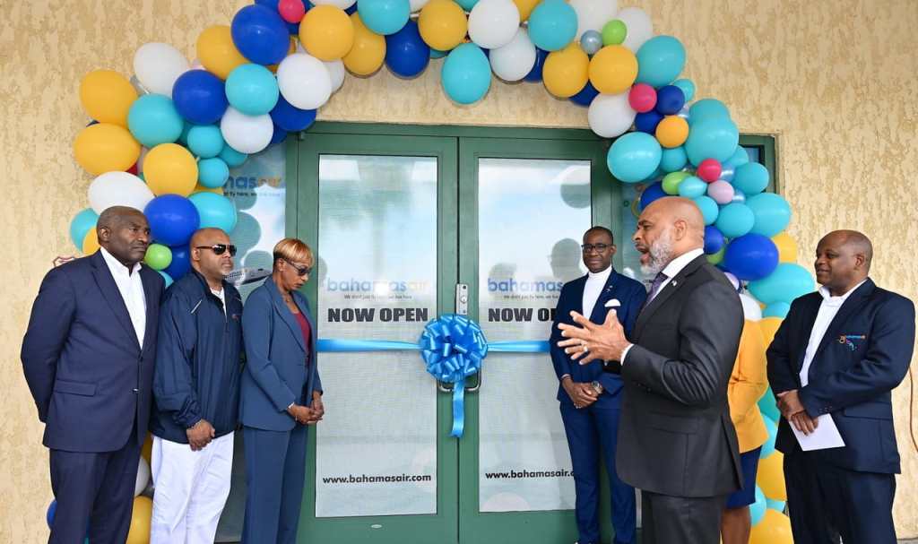 Bahamasair opens City Ticket Office at Southwest Plaza - ZNS BAHAMAS