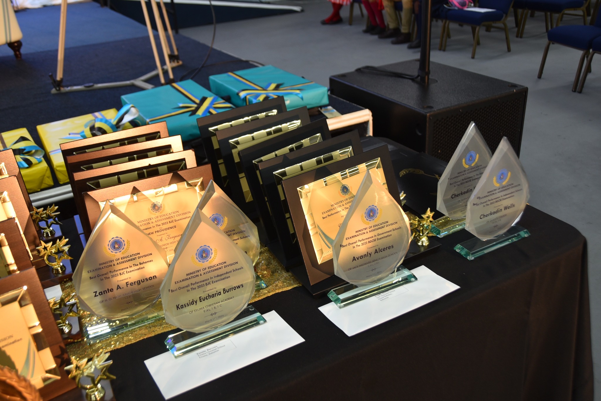 National Examination Awards - ZNS BAHAMAS