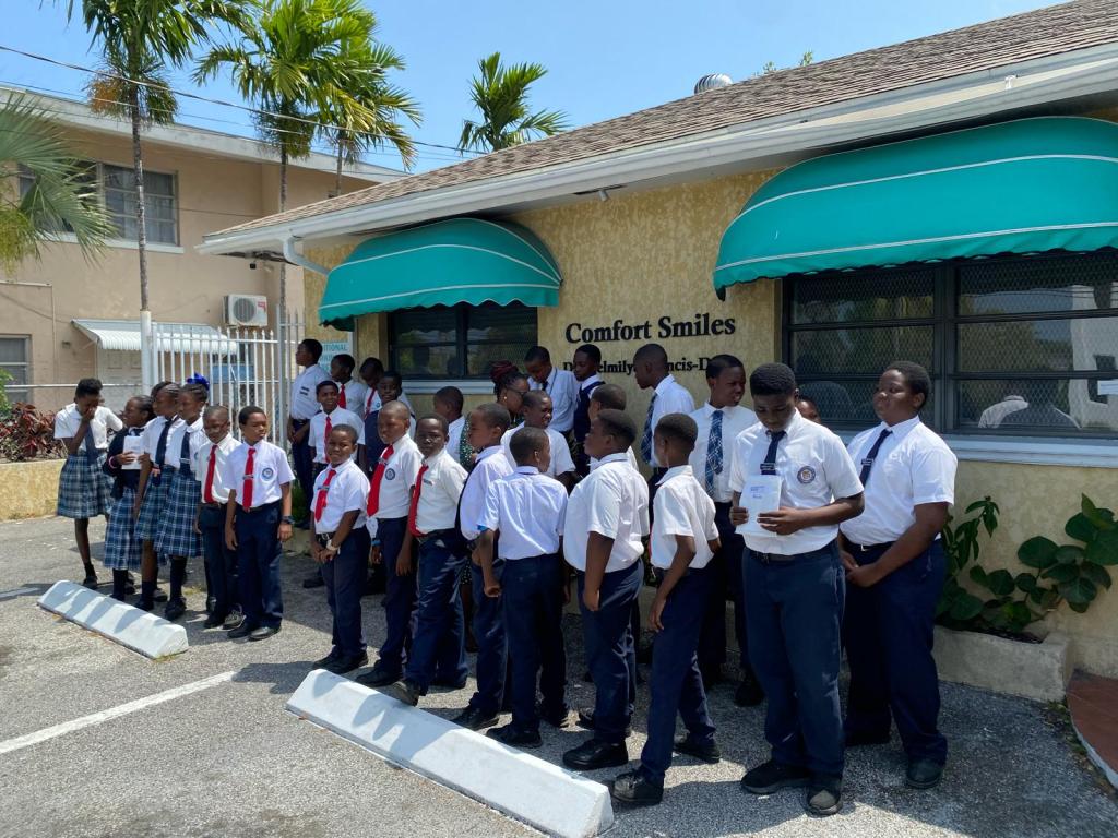 Comfort Smiles Celebrates Seven Years - ZNS BAHAMAS