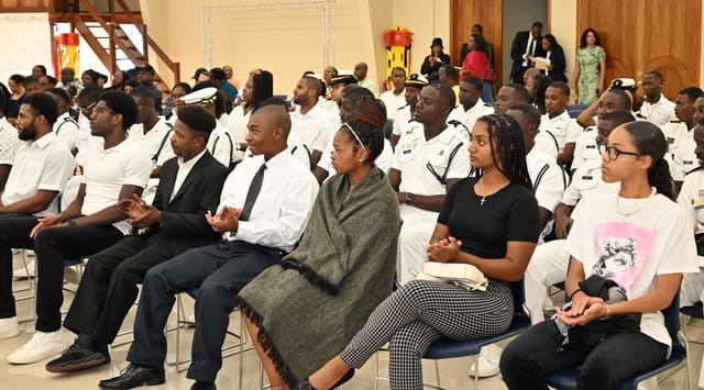 Tourism Minister commends 153 newly certified Lifeguards - ZNS BAHAMAS