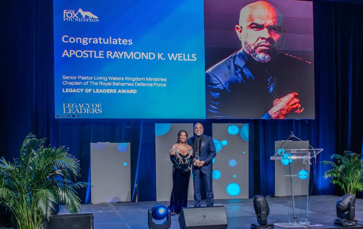 Fox Foundation Honours Leaders - ZNS BAHAMAS