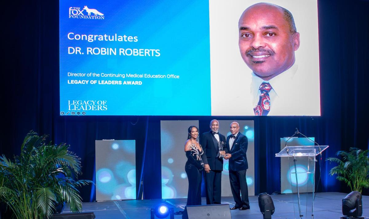 Fox Foundation Honours Leaders - ZNS BAHAMAS