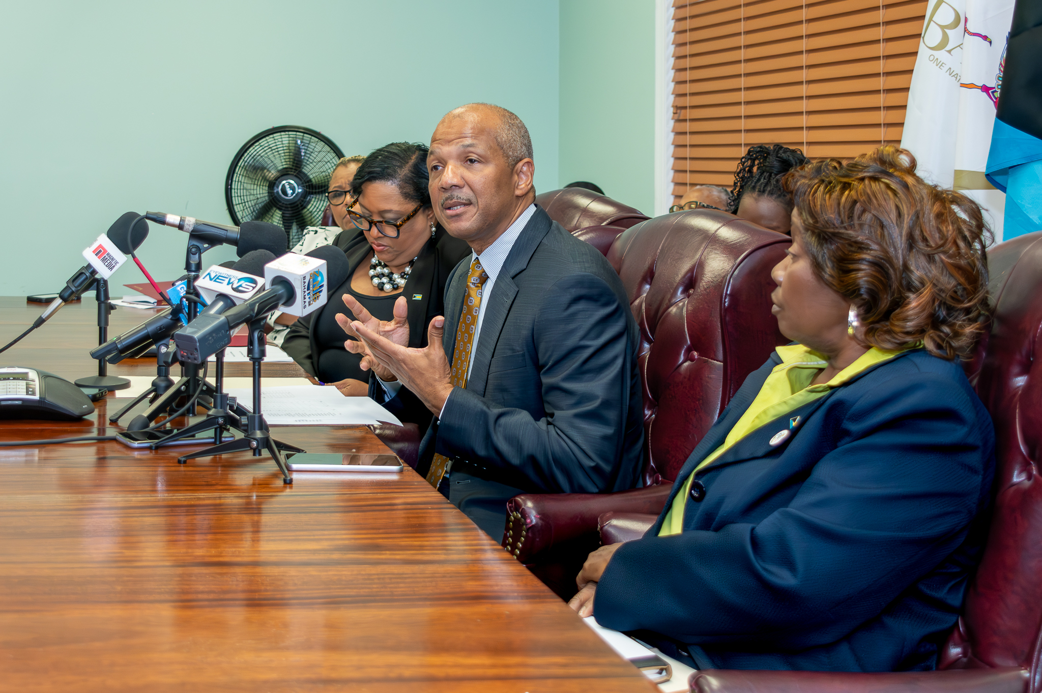 LaRoda uses observance of anti-violence day to reiterate call for an ...