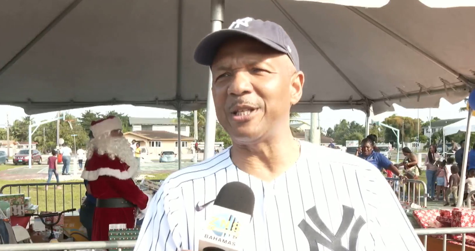 Pinewood Christmas Celebration - ZNS BAHAMAS