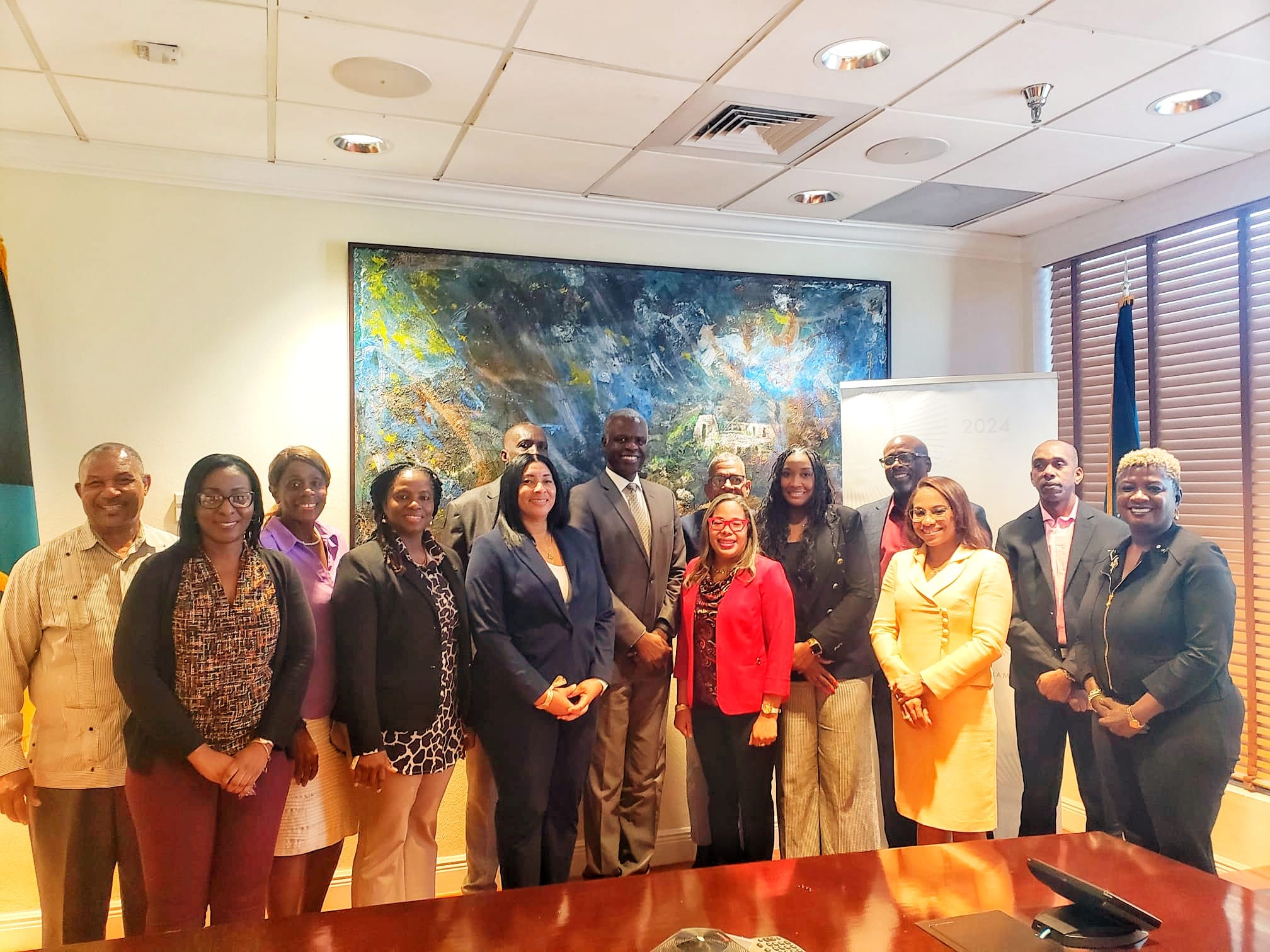 Credit Unions Hosts Quarterly Board Meeting - ZNS BAHAMAS