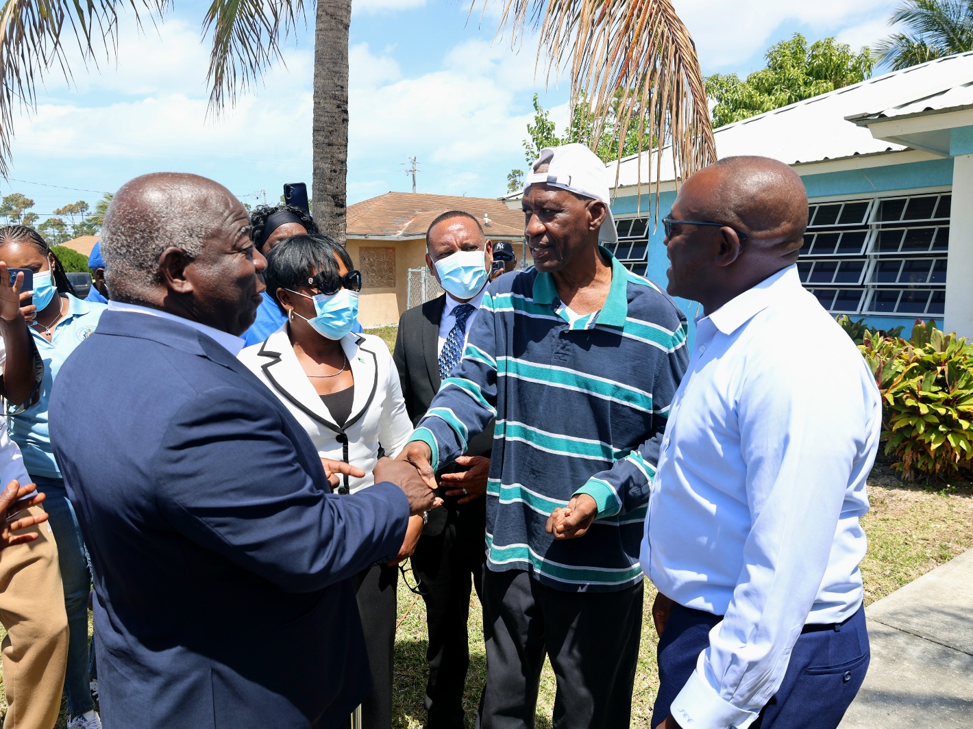 Prime Minister Davis visits fire-stricken areas in Grand Bahama and ...