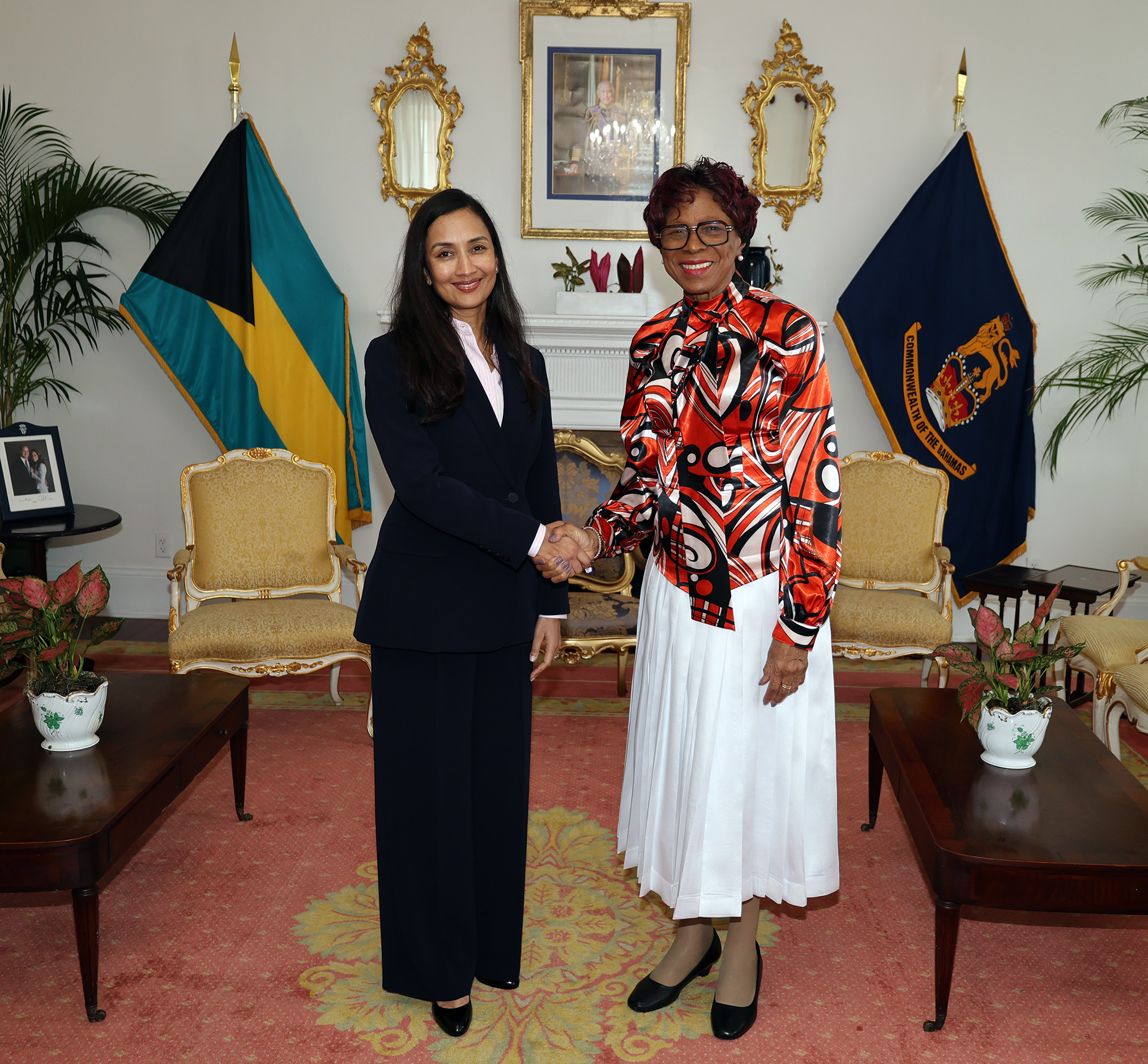 The British High Commissioner pays a courtesy call on the Governor ...